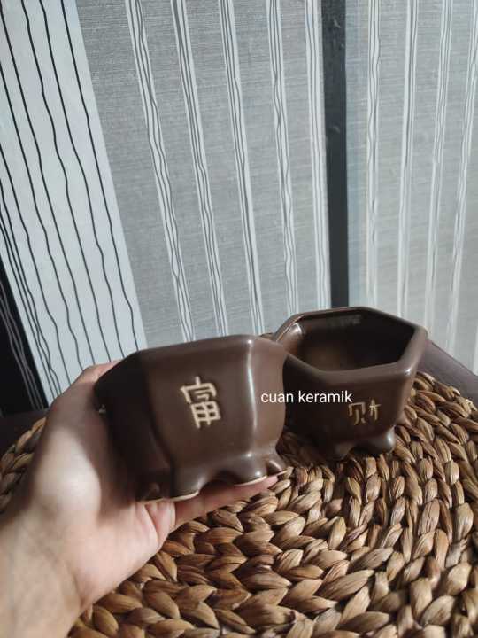 POT/VAS BUNGA KERAMIK ROO (ready coklat polos, BAWAH ADA LUBANG ...