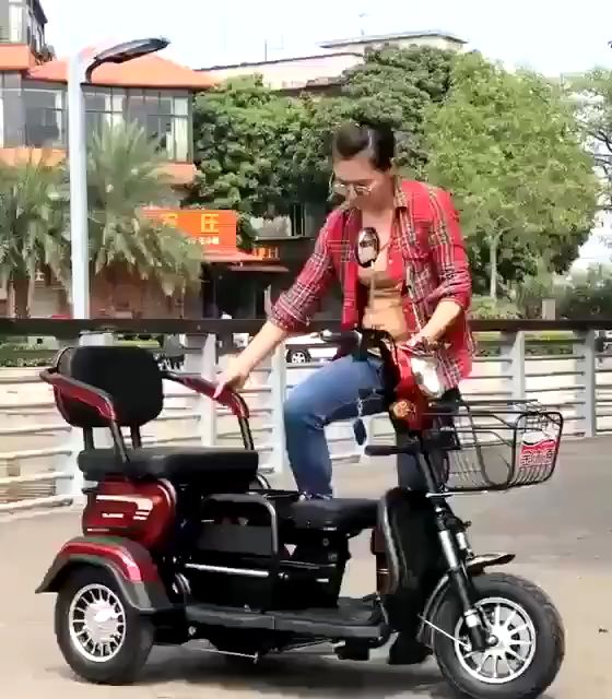 Sepeda Motor Roda 3 / Sepeda listrik roda tiga / skuter untuk orang tua ...