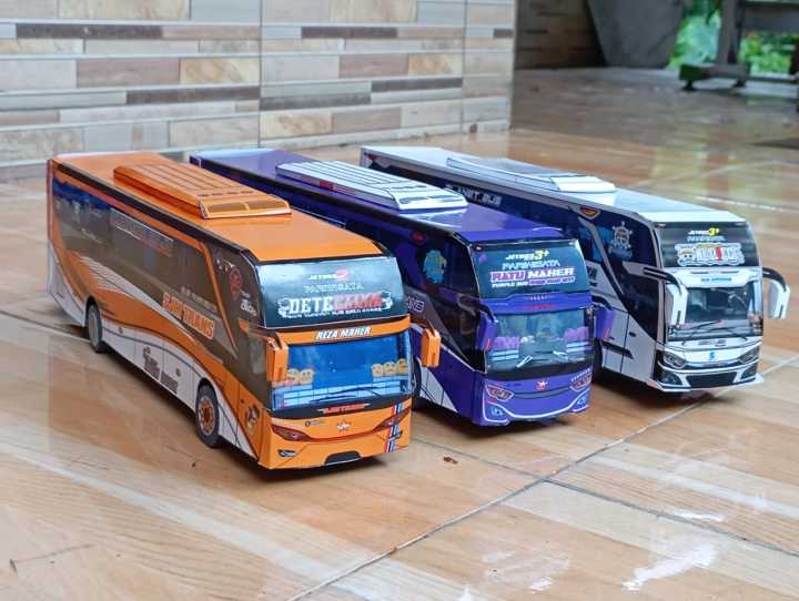 MINIATUR BUS BASURI FULL LAMPU RATU MAHER | Lazada Indonesia