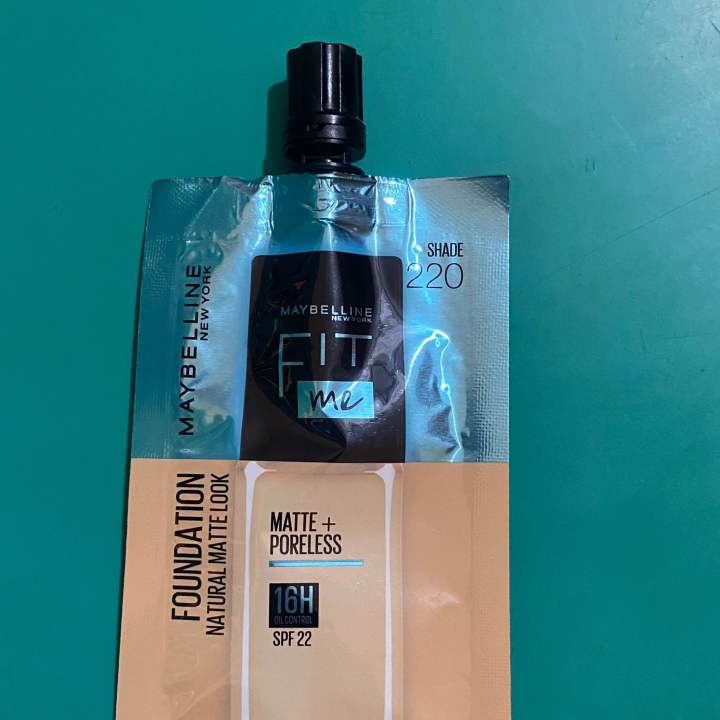 Maybelline Fit Me Matte + Poreless Foundation SPF 22 Sachet 5ml ...