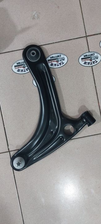 Suzuki Every DA17 R06A Suspension arm assy Lower Right (RH) 45201-64P00 ...