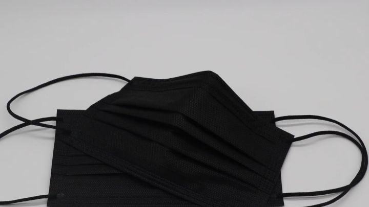 Black 50pcs Disposable 3ply Earloop Face Masks Civilian Colourful Face ...