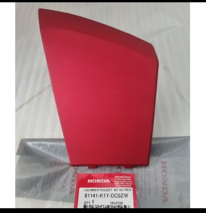 81141-K1Y-DC0ZW Lid inner pocket tutup charger PCX 160 ROADSYNC MERAH ...