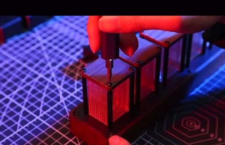 Nixie Ambient Light Clock RGB Glow Tube LED Gaming Clock 复古拟辉光管时钟1600 ...