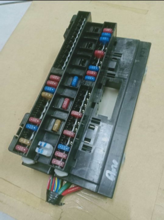 Fuse Box atau Rumah Sikring Mitsubishi Canter 110 PS 125 PS | Lazada ...