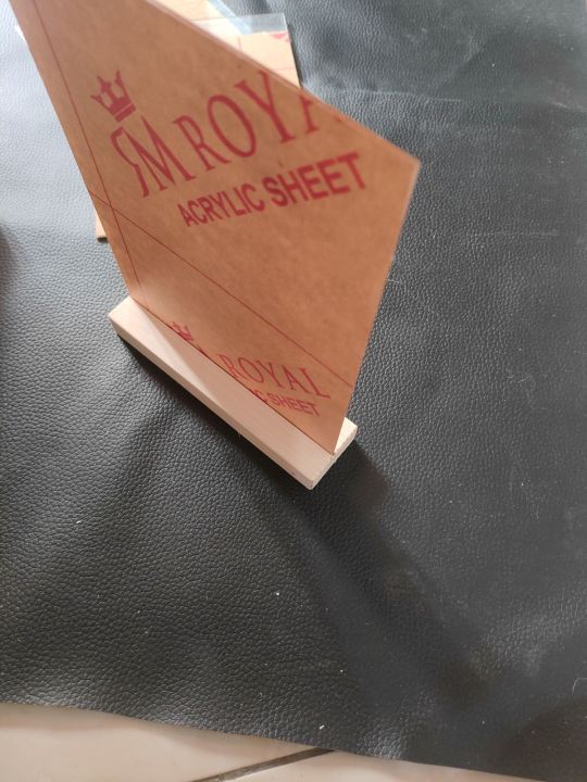 akrilik + stand 1 paket / paketan akrilik dan stand kayu | Lazada Indonesia
