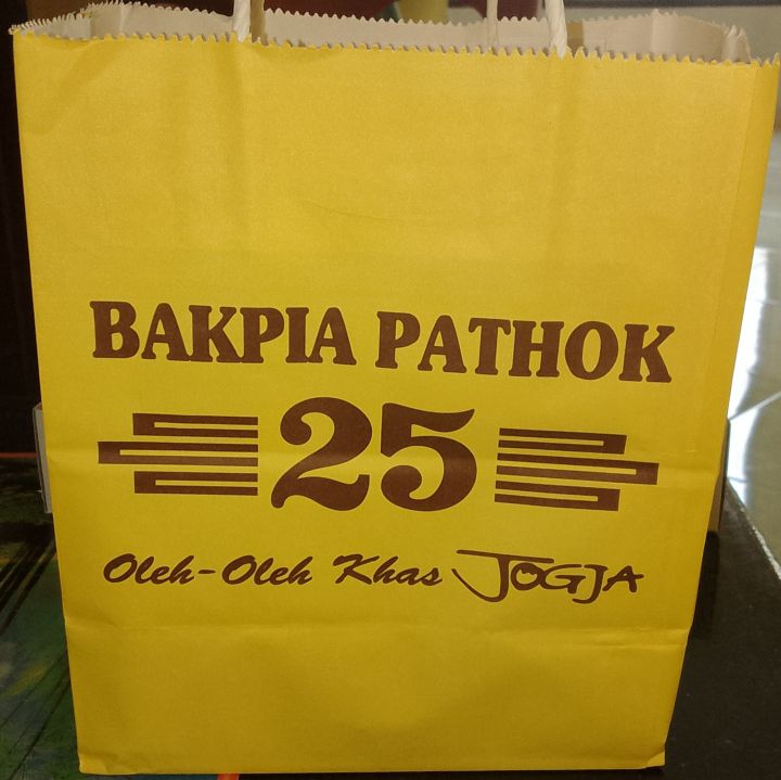 Pusat Oleh-oleh Khas Jogjakarta BAKPIA PATHOK 25®, 1 box isi 15 pcs ...