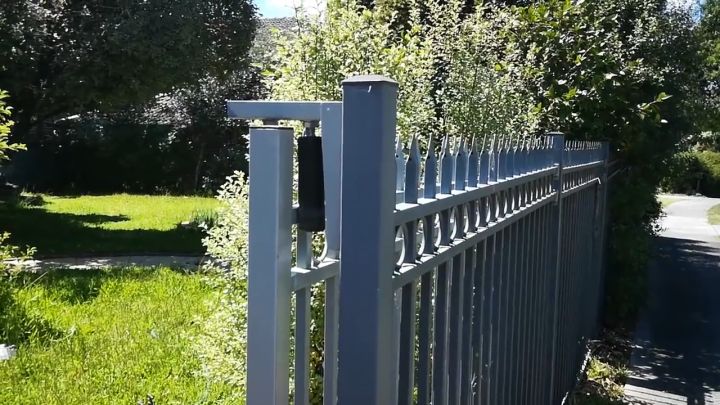 COD Sliding Gate Top Guide Nylon Rollers With L Bracket Set Upper Nylon ...