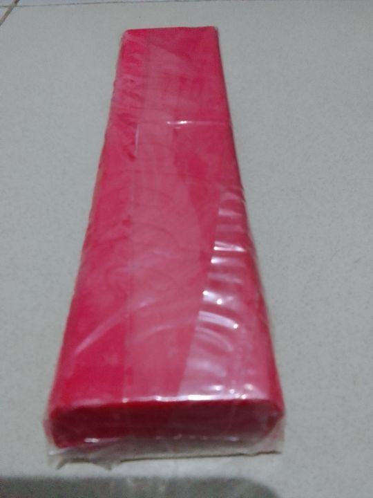 coklat warna merah stroberi160g | Lazada Indonesia