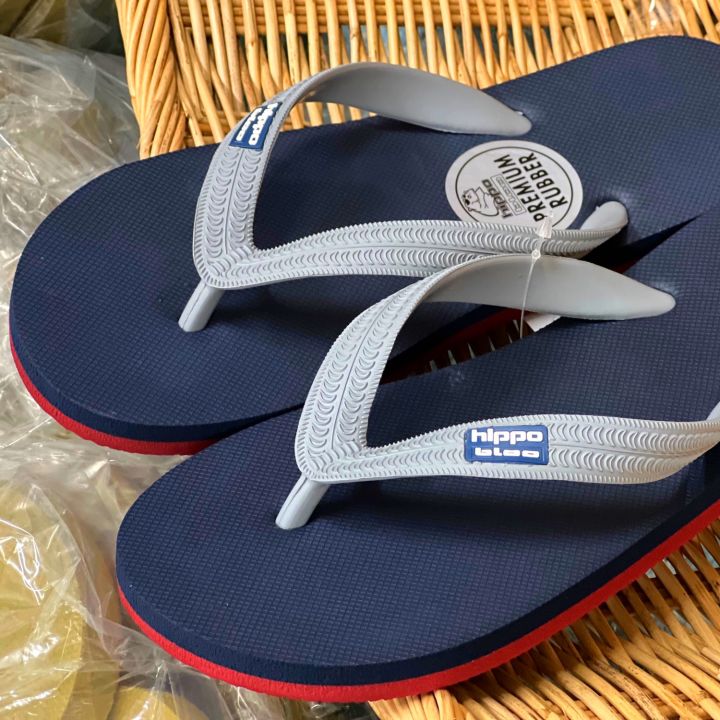 รองเท้าแตะหูหนีบ Hippobloo ผลิตจากยางแท้ธรรมชาติ100% สี deep indiigo maroon | Lazada.co.th