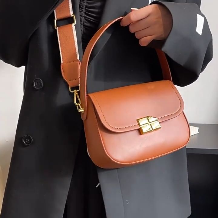 2022 Retro Versatile Wide Shoulder Strap Saddle Bag Fashion Single ...