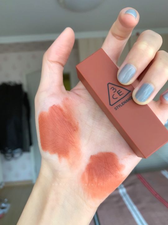 3CE South Korea Matte Lip Balm ลิปสติกให้ความชุ่มชื้นในสีส้มสดใสและสี ...