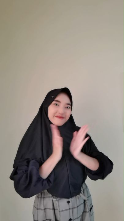 Laiqa - Kerudung Sekolah Premium By Shafia Hyza | Lazada Indonesia