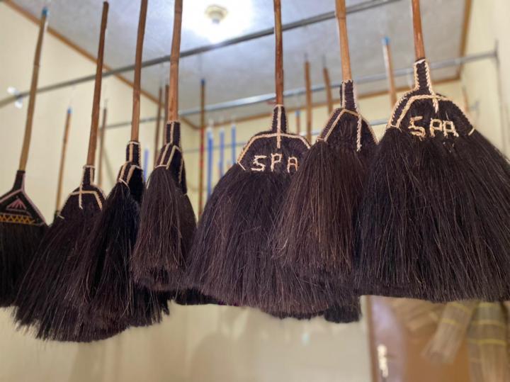 Sapu Ijuk Sapu Injuk Gagang Rotan Sapu Ijuk SPA Khas Tasikmalaya ...