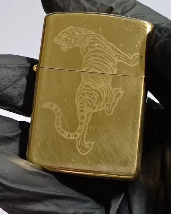 Korek Api Zippo Classic Warna Gold Satu Suara-material kuningan ...