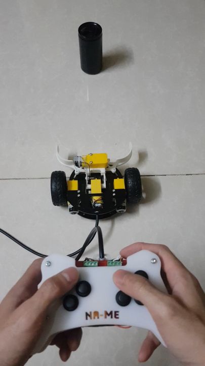 robot คีบกระป๋อง พร้อมรีโมท (มือจับกระป๋อง 5 cm) สายยาว 2 เมตร | Lazada ...