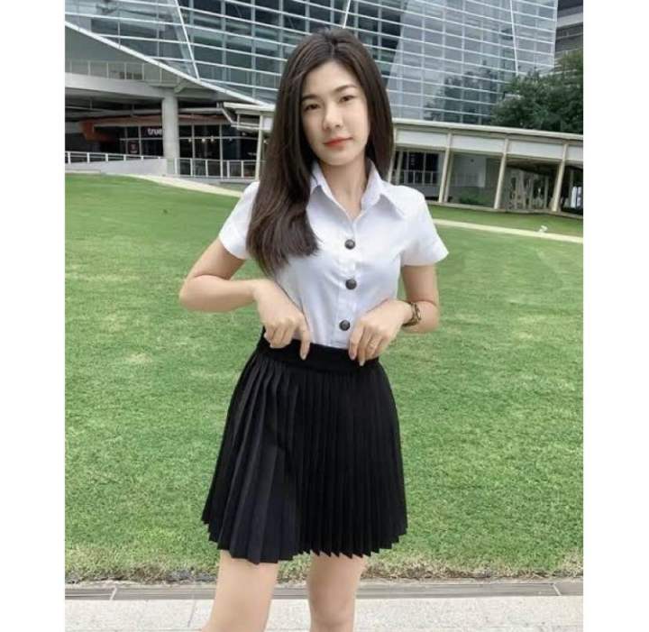 เสื้อนักศึกษาหญิง เสื้อนักศึกษา แขนสามเหลี่ยมถูกระเบียบ (สีขาวนวล ขาว ...