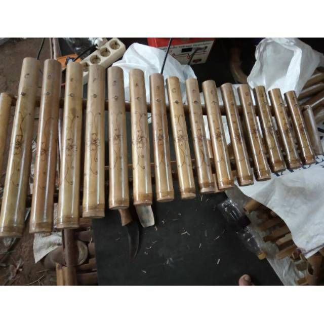 Gambang Bambu 2 Oktaf Alat Musik Tradisional Gambang Bambu | Lazada ...