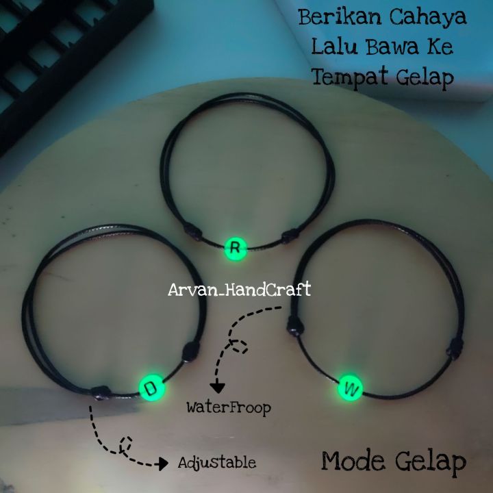 Gelang Inisial Glow In The Dark Tali Kulit Korea 1mm / Gelang Menyala ...