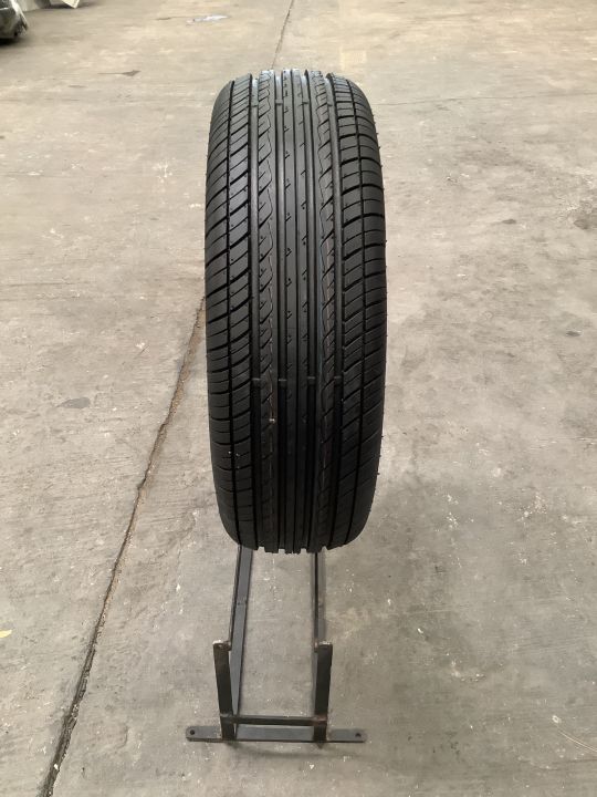 175/60R13 ยางมือสอง ปี2013 มีสภาพเริ่มแตกลายงา | Lazada.co.th