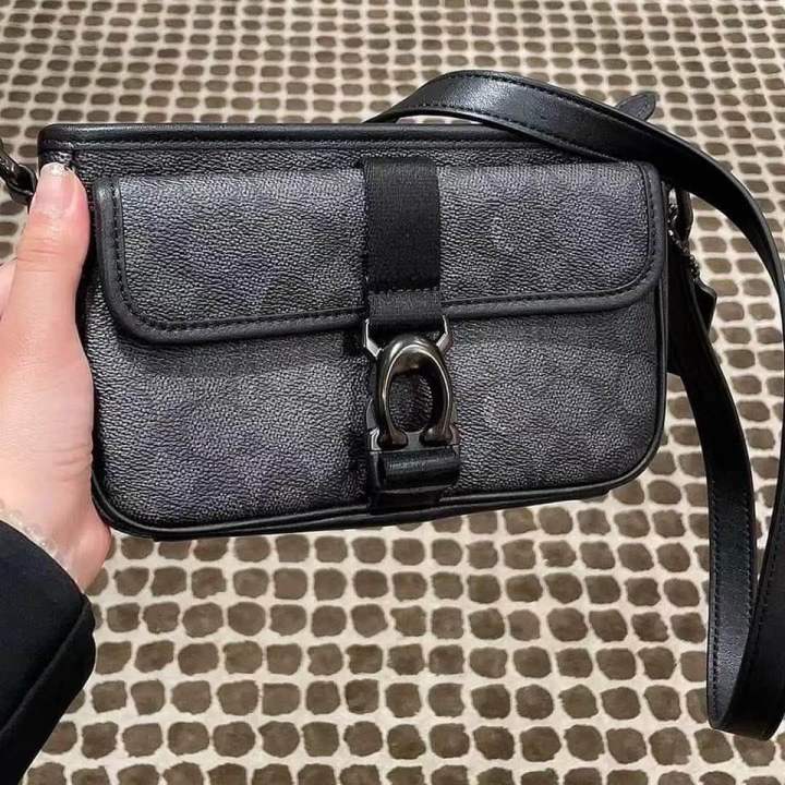 พร้อมส่งที่ไทยแท้ 100% COACH CM337 BECK SLIM CROSSBODY IN SIGNATURE ...
