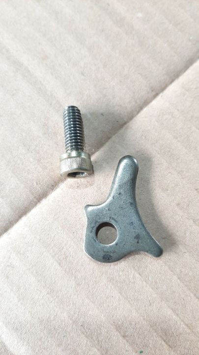 Plat tahanan bearing Rasio tiger Revo ORIGINAL lepasan motor | Lazada ...