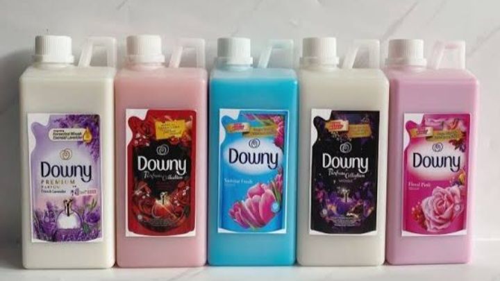downy botol berat 1 liter, aroma random | Lazada Indonesia