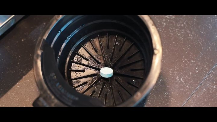 Urnex Cafiza E31, 100 Tablets, Backflush for espresso machine cleaning | Lazada Singapore