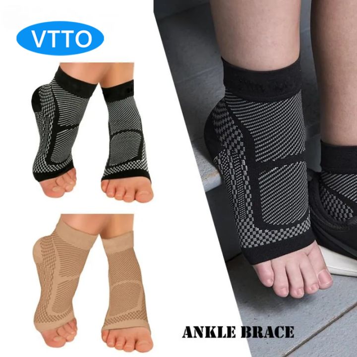 VTTO 1Pair Plantar Fasciitis Socks,Ankle Brace Compression Support ...