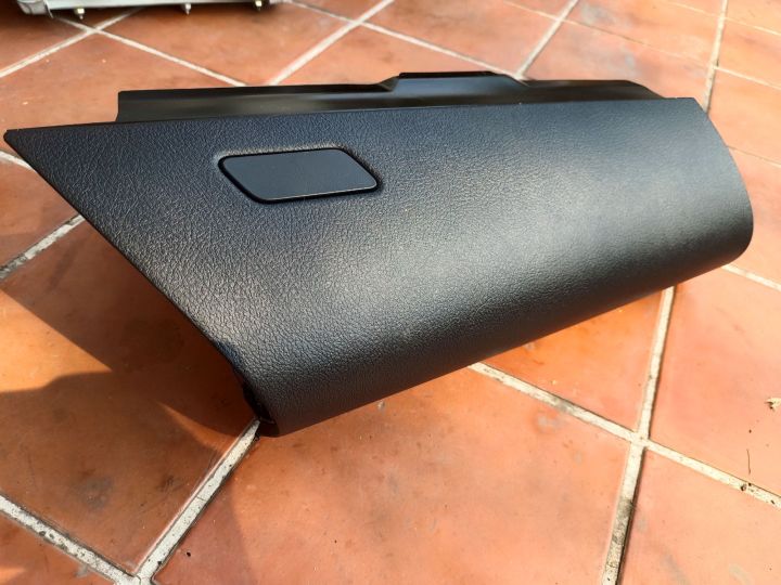 กล่องCool box Toyota Revo Fortunerของแท้ ตัวท๊อป มีช่องเปิดปิดความเย็น ...