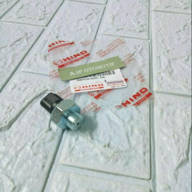 Switch Oli Mesin Hino lohan FM260ti Hino500 suwit tekanan oli mesin ...