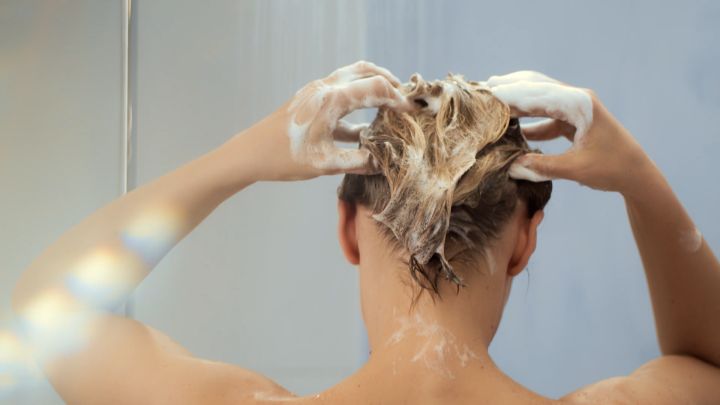 NIOXIN SHAMPOO SYSTEM 4 ANTI-HAIR LOSS 300ML FOR COLORED HAIR WITH ADVANCED THINNING ไนอ๊อกซิน ...