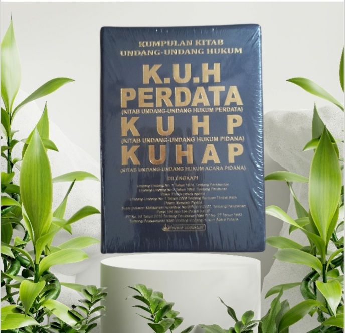 Kumpulan Kitab Undang-undang Hukum KUH PERDATA KUHP KUHAP | Lazada ...