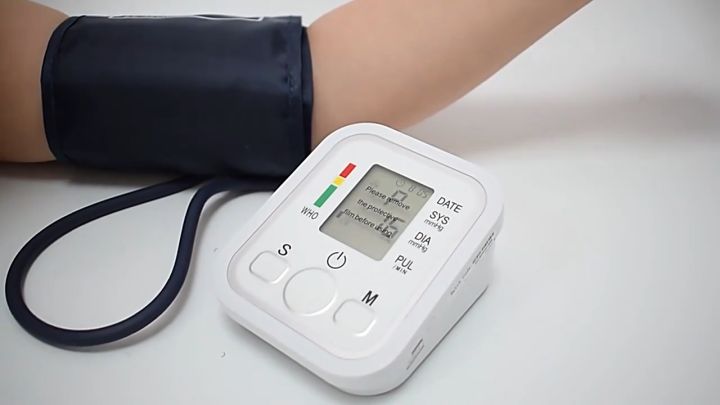 Automatic Digital Electronic Arm Blood Pressure Monitor | Lazada PH