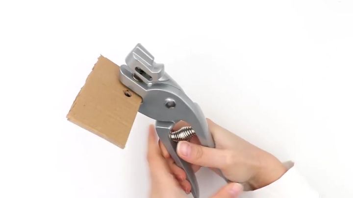 Ear Punch Ear Hole Pliers for Animal pig sheep cattle ear hole puncher ...