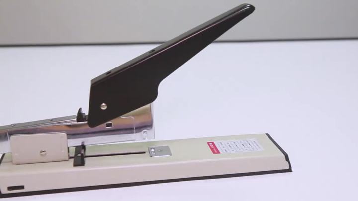M&G Heavy Duty Stapler with 1000 Staples, 100 Sheet High Capacity ...