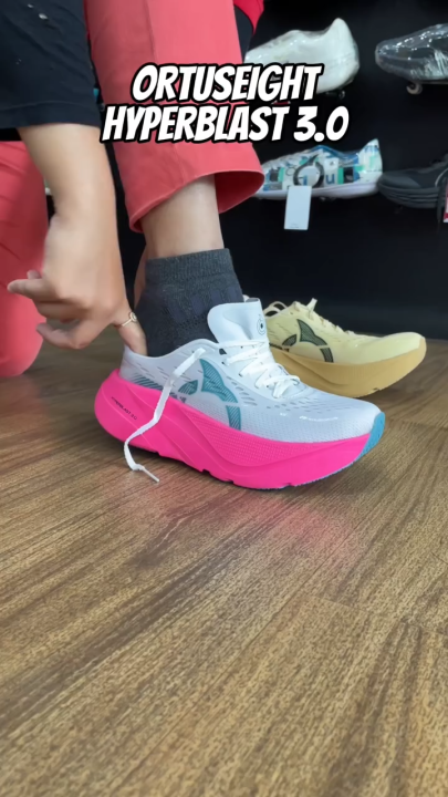 KING OF DRIBBLE Sepatu Running/Lari Ortuseight Hyperblast 3.0 11040200 ...