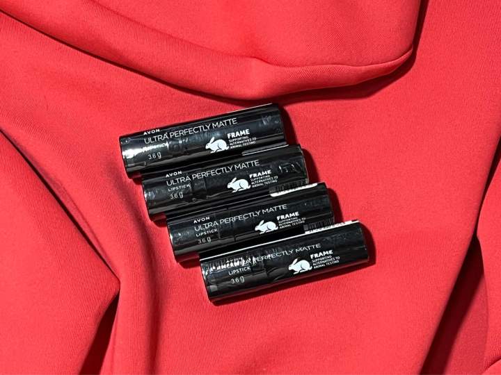 Avon True Perfectly Matte Lipstick Red Supreme | Lazada PH