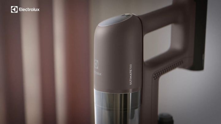 [New] Electrolux EFP71525 UltimateHome 700 Lightweight Handstick Vacuum Cleaner - 2 Years ...