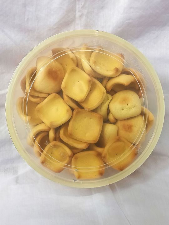 Egg Cracklets in Big Tub/Galletas | Lazada PH