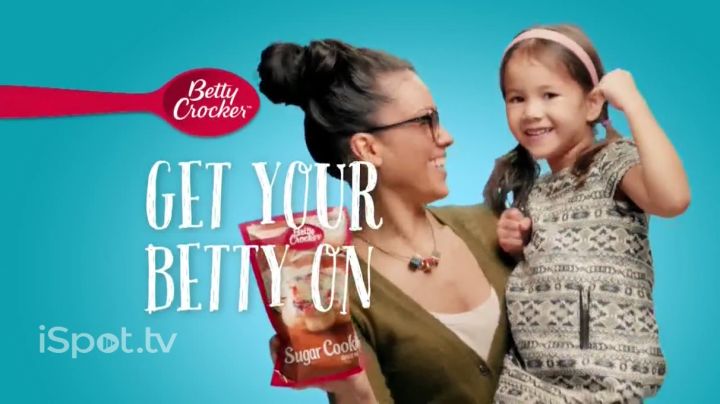 Betty Crocker Super Moist Chocolate Cake Mix แป้งสําเร็จรูป สำหรับทำเค้กหน้านุ่มรสช็อกโกแลต 430g ...