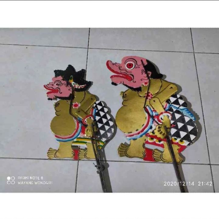 WAYANG TOGOG BILUNG SEPAKET ISI 2 | Lazada Indonesia
