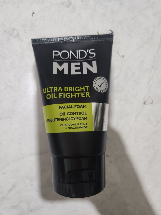 PONDS Men Ultra Bright oil fighter 100ml | Lazada Indonesia