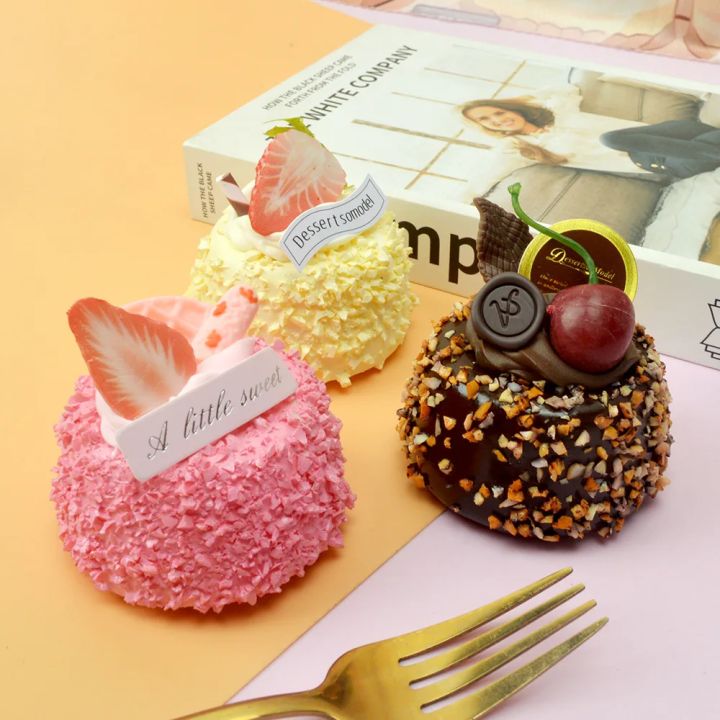 Miniature Strawberry Cake Simulation Model Birthday Cake Ornament Sweet ...