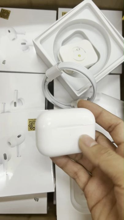 Tai nghe blutooth airpot pro 2 loại mới nhất thị trường ( tặng ốp khi ...