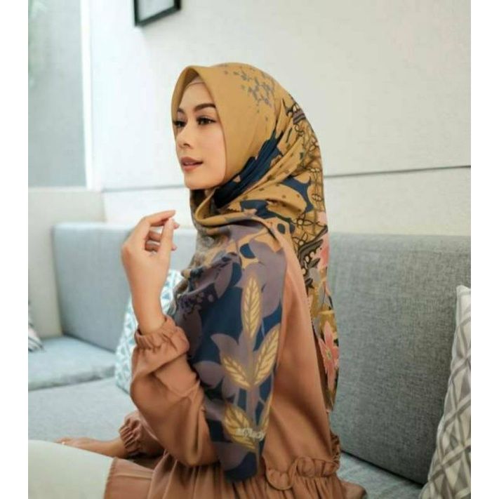 HIJAB DENAY SEGIEMPAT MOTIF ELENA HIJAU KUNING | Lazada Indonesia