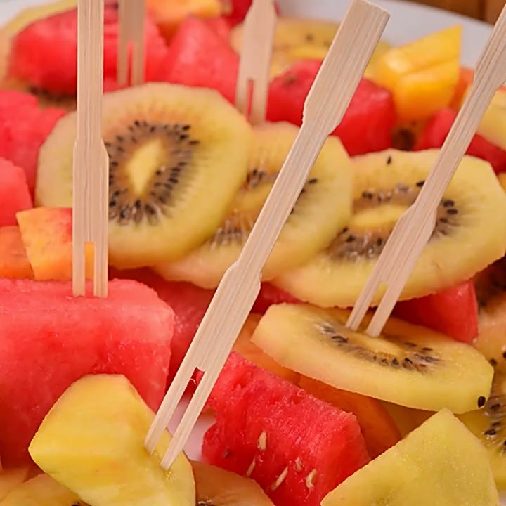 Barroo ไม้จิ้มผลไม้ ส้อมจิ้มผลไม้ทำจากไม้ ส้อมเล็ก ขนาด9cm แบบใช้แล้ว ...