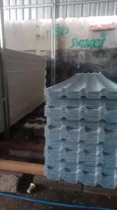 atap UPVC double layer. tebal 12mm lebar 89cm. lebar efektif 84cm ...