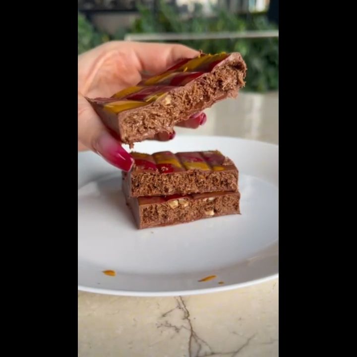 Choco fix: Knafeh & Nutella Chocolate bar - Dubai Chocolate 240g. (ฟรี ...