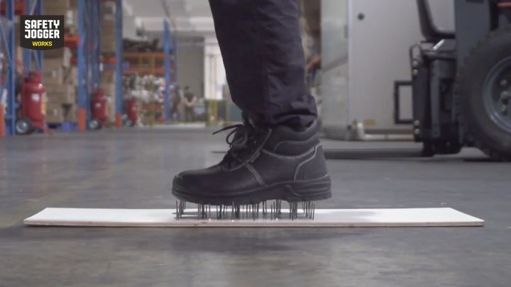 Safety Jogger รุ่น BESTRUN รองเท้านิรภัยหุ้มข้อหัวเหล็ก หนังแท้ กันลื่น ...